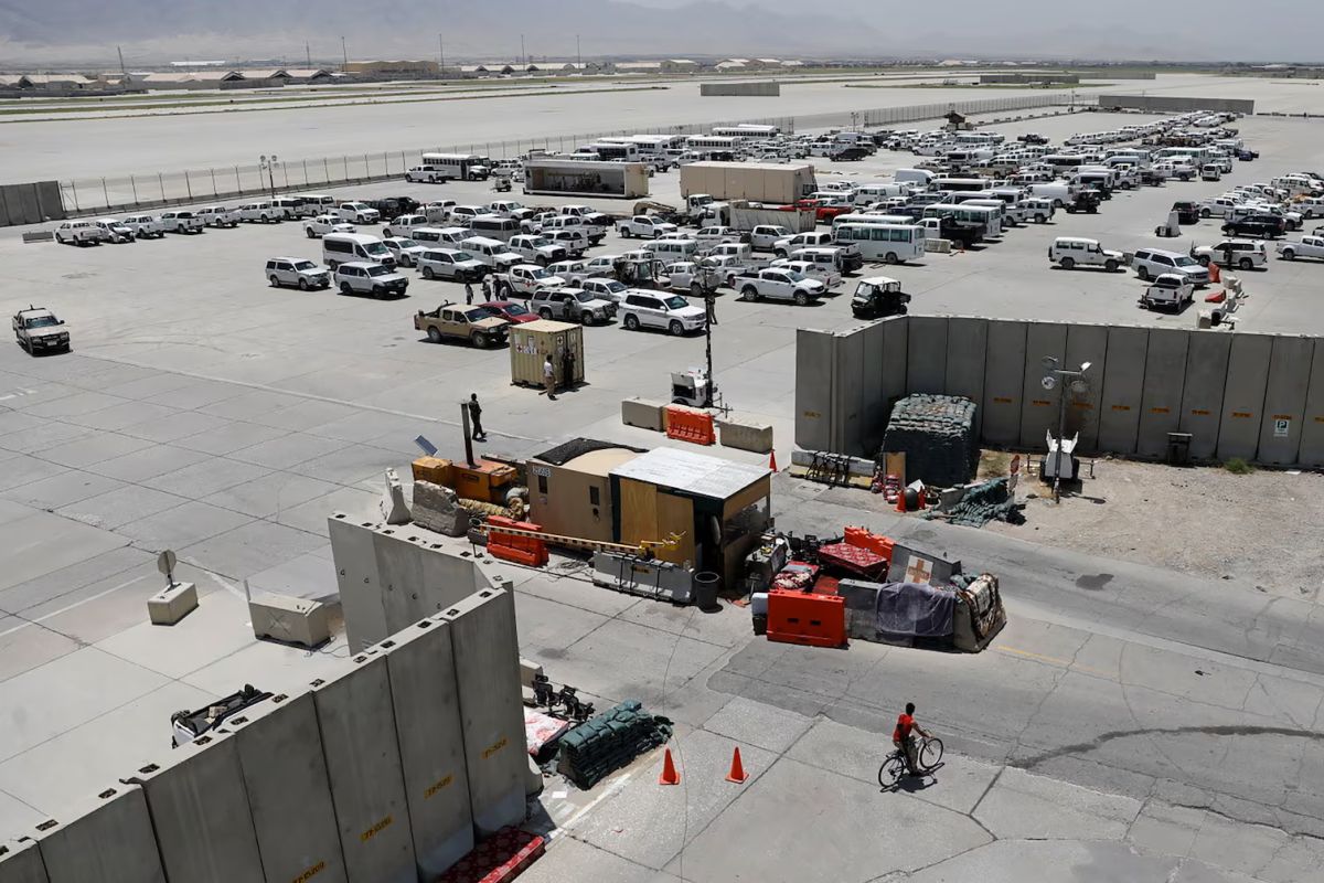 Trump says US seeks control of Afghanistan's Bagram air base; Kabul says not open to such deal